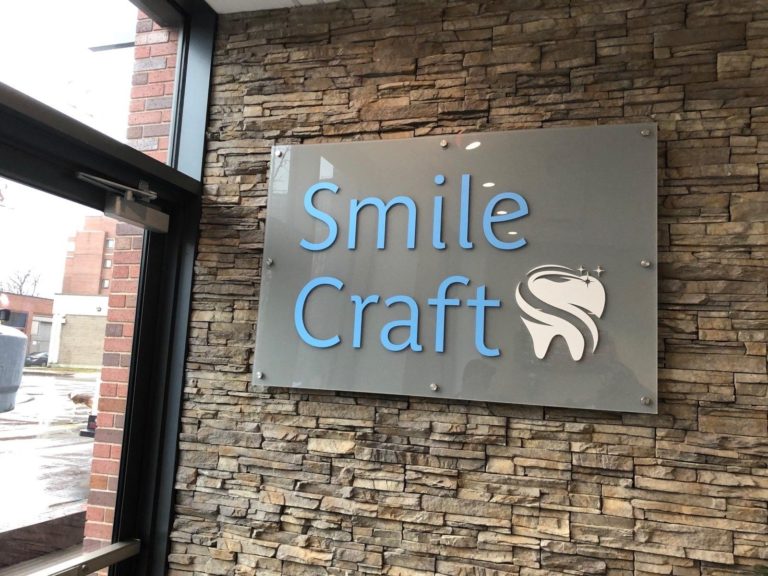 Smile Craft - Metro Sign & Awning